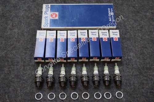 NOS 65 66 67 68 69 Corvette AC Spark Plug 5613865 R44 Camaro Chevelle ...