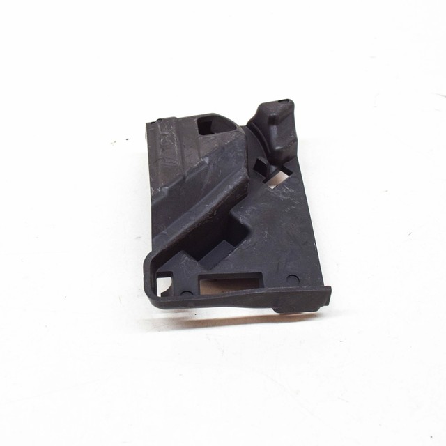 ️2015-2020 MERCEDES-BENZ C300 W205 FRONT RIGHT BUMPER LOWER BRACKET ...