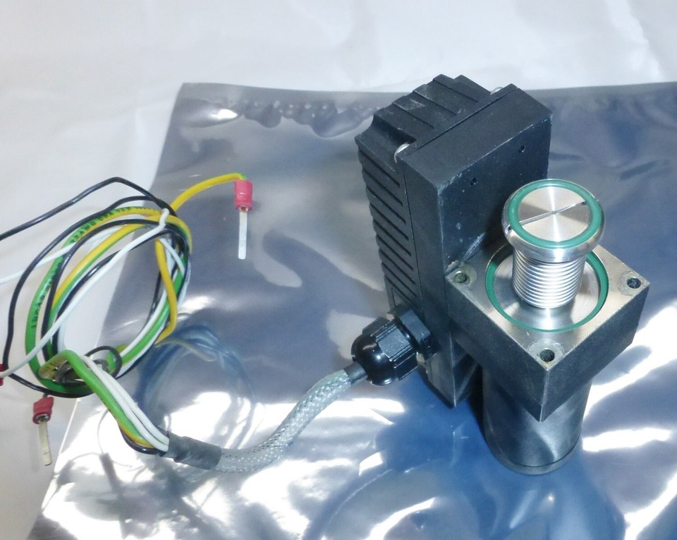 Edwards D15471010 Electromagnetic Vacuum Isolation Valve 110V | eBay