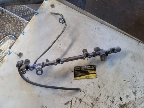Toyota Hilux Fuel Injection Rail 2.7 Petrol 2TR-FE 03/05-09/15 | eBay ...