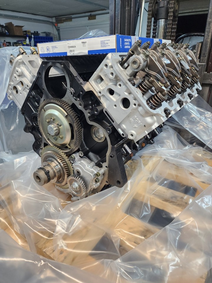 Reman GM Duramax Diesel 6.6 Long Block LB7 Engine - ARP HEAD STUDS ...