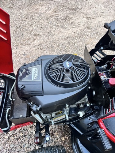 SNAPPER RPX310 42” 724cc 27hp Garden Tractor Ride on Lawn Mower ...