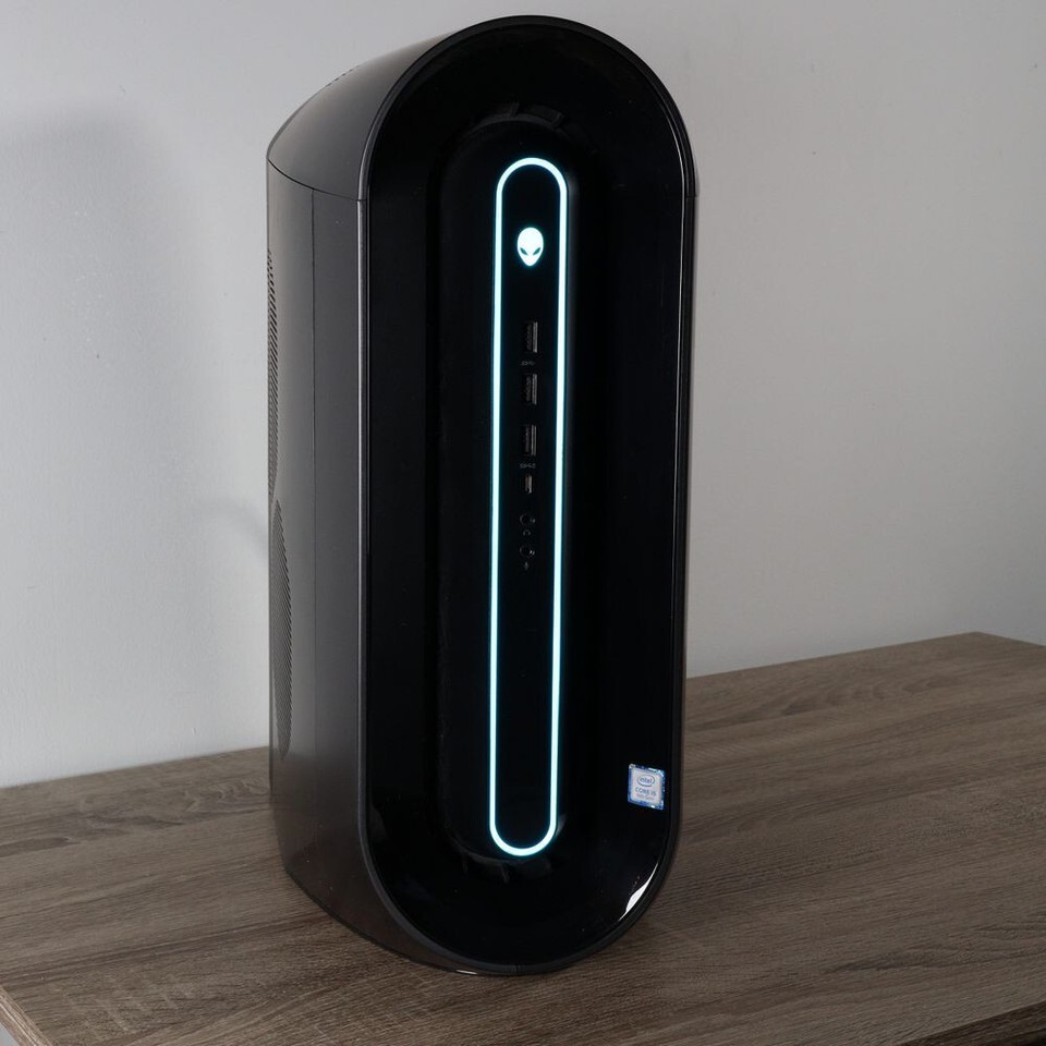 Alienware Aurora R9 Gaming PC - GTX 2080 SUPER, i9-9900, 32GB RAM ...