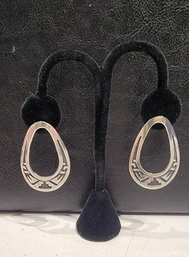 Large Round Earrings Native Signed "T Singer " Tommy Singer Post ...