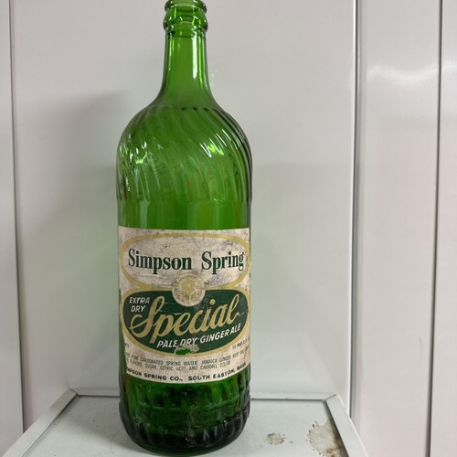 Simpson Spring extra dry special pale dry ginger ale bottle. 28 ounces ...