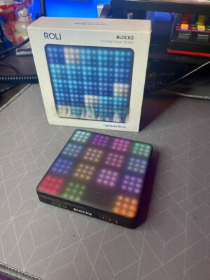 ROLI Lightpad Block M MIDI Touchpad Controller - Black New ...