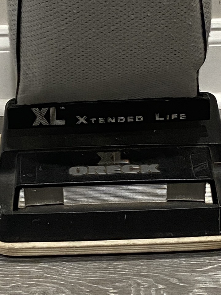 Oreck XL XL2800H2 Lightweight 2 Speed Upright Vacuum w/ Light ...