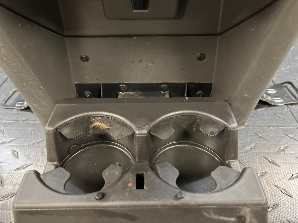 03-06 Silverado Sierra Very Dark Pewter-69I Center Floor Console ...