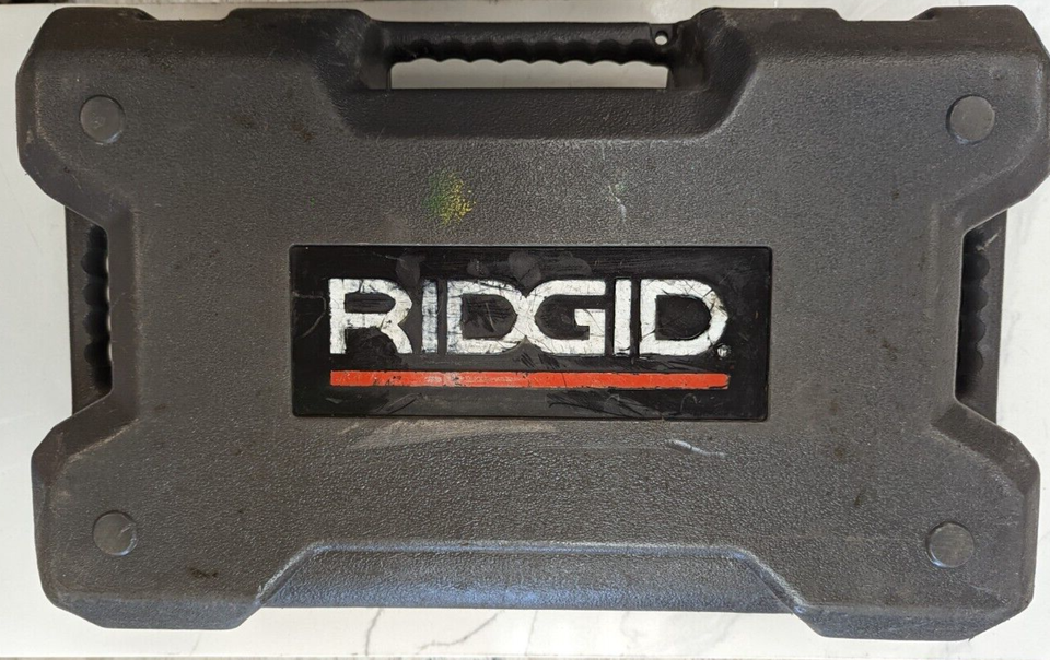 RIDGID RP 330 BATTERY OPERATED PRESSING /CRIMPER TOOL W/ 6 DIES + 2 ...