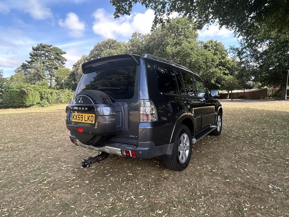 Mitsubishi Pajero Shogun MK3 3.2L | eBay UK