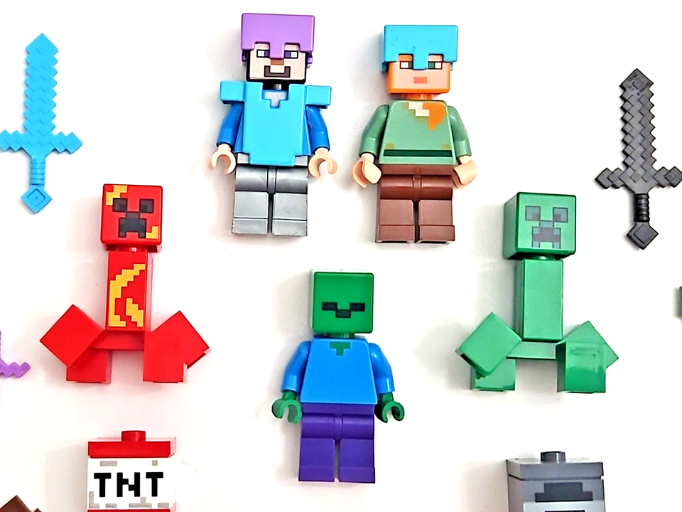 Lego Minecraft Minifigure Lot - Exploding Creeper Alex Steve Zombie ...