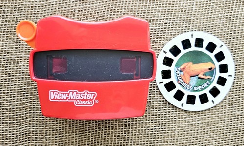 Red View Master Classic With 1 Reel Discovery Endangered Species | eBay