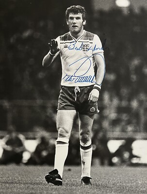 Peter Withe HAND SIGNED 10x8 Aston Villa England 1982 Original PRESS ...