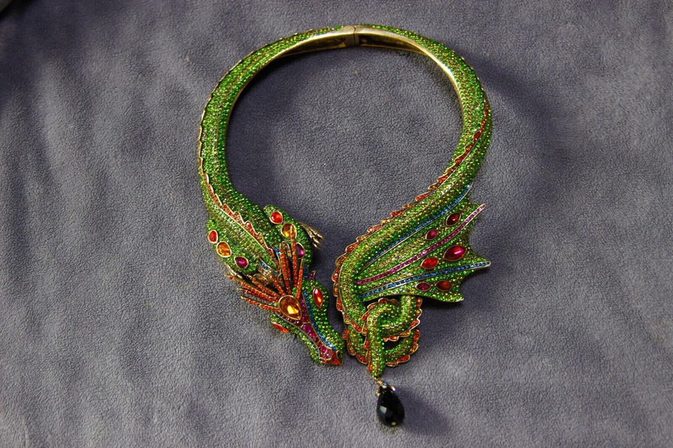 Heidi Daus Mythical Masterpiece Dragon Necklace 3000 crystals | eBay