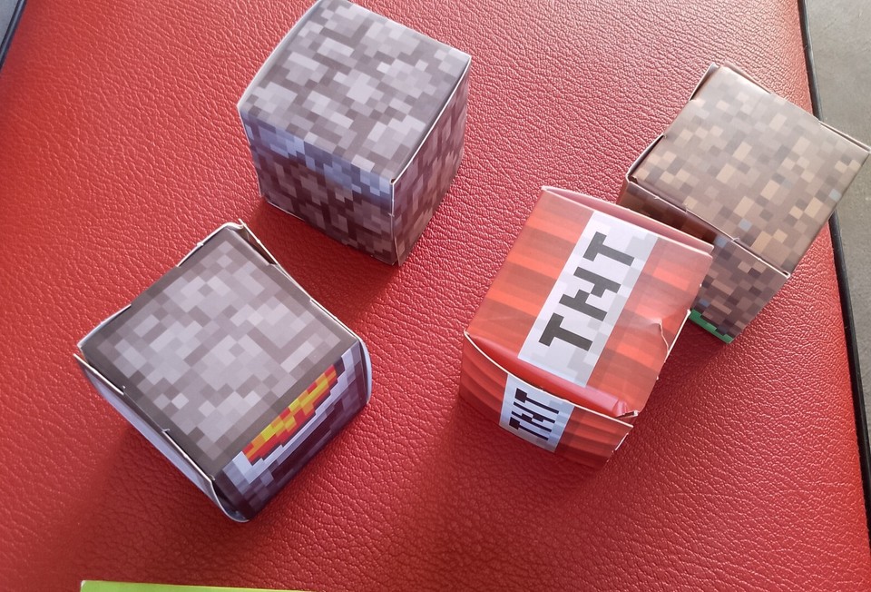 PAPER MINECRAFT Hostile Mobs Papercraft - opened / assembled (huge box ...