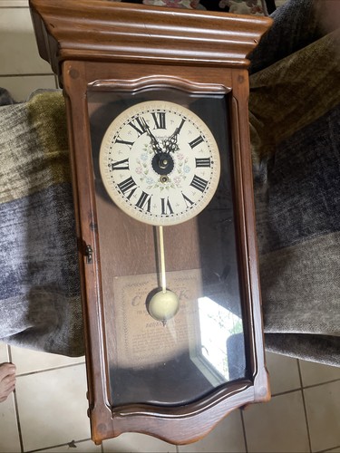 VTG New England Clock Co 8 Day Wall Clock Spring Wound ,Pendulum Wood ...