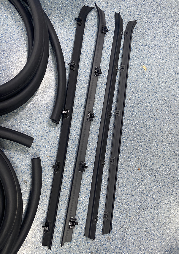 US Chevy GMC Truck Front Door Window Run Sweep Felts Weatherstrip Seals ...