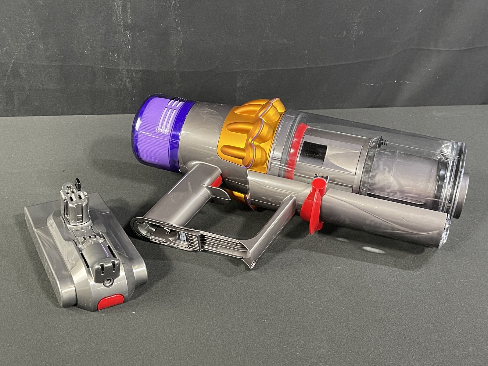 Dyson V15 Detect Cordless Stick Vacuum Cleaner SV47 Yellow/ Nickel New ...