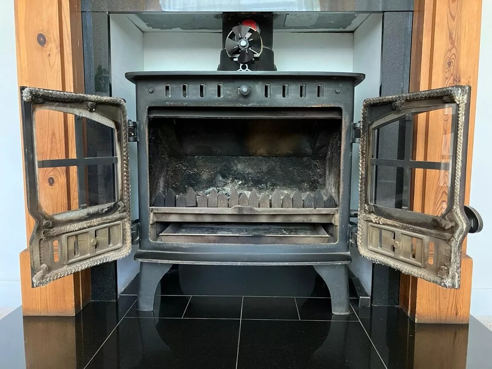 Hunter Herald 8 Stove 8kw, MULTIFUEL, (log,wood+burner), DEFRA, eco ...