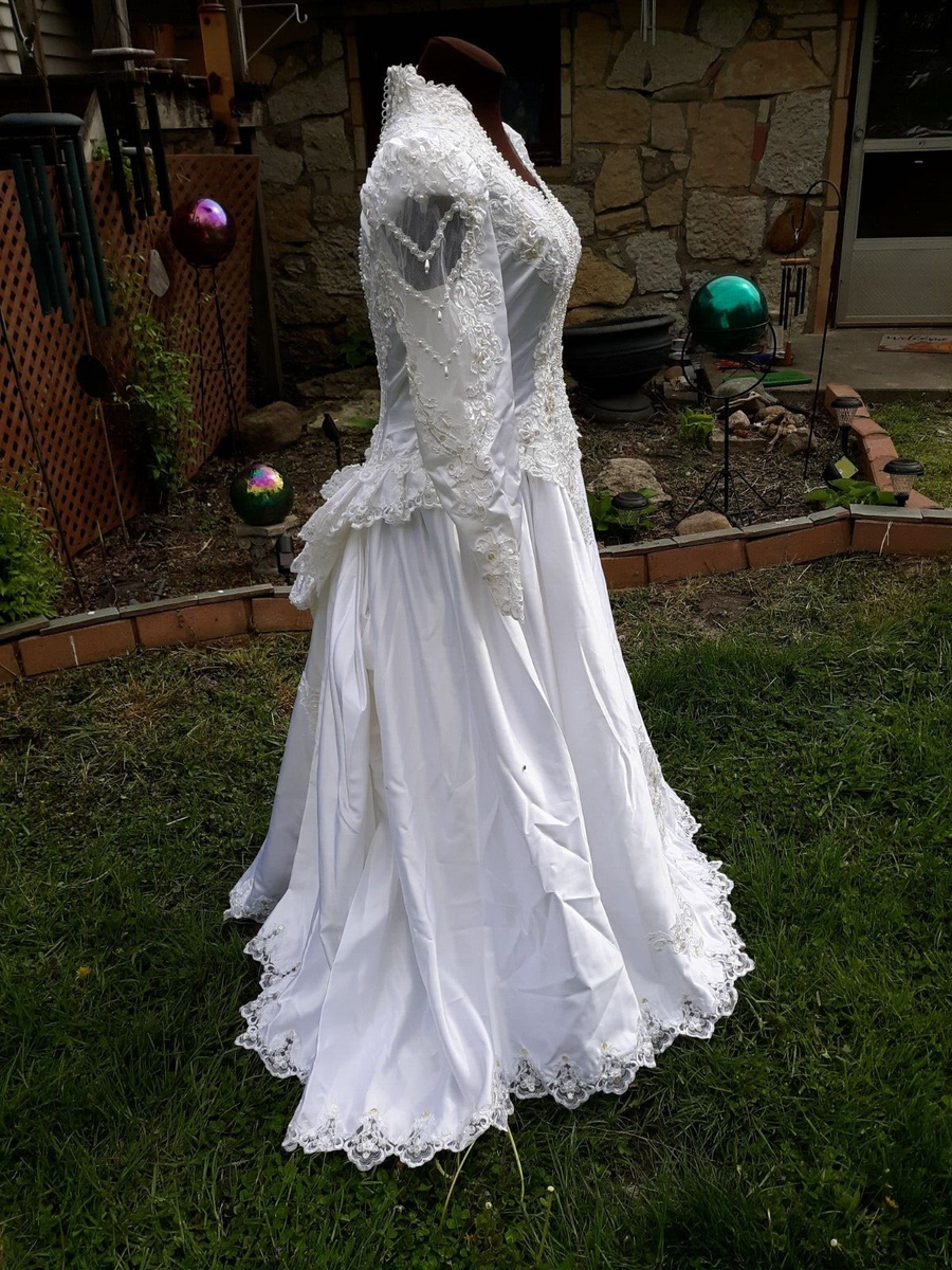 Vintage Alfred Angelo Wedding Dress Cathedral Train Bust 36 Vintage Alfred Angelo Wedding Dress Cathedral Train Bust 36