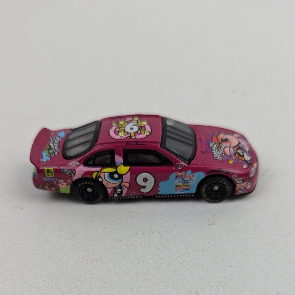 Jerry Nadeau #9 Cartoon Network Powerpuff Girls 1998 Ford Taurus 3" 1: ...