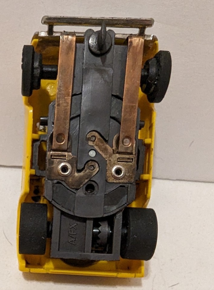 Vintage AFX Ford Bronco Baja slot car magnet traction chassis Runs ...