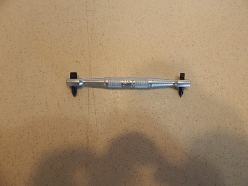 CRAFTSMAN 4 In 1 OFFSET PHILLIPS & SLOTTED ANGLE SCREW DRIVER W.F. 9 ...