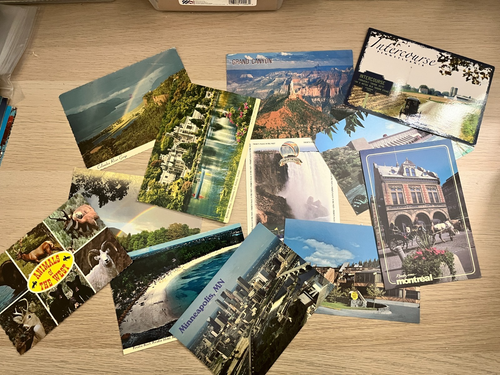 Bulk Lot 1,000 US and Worldwide 1000 Postcards - Medium Flat Rate Box 1K-01 | eBay