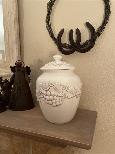 INSPIRADO Seattle USA Stonelite Large Foliage Cream Cookie Jar ...
