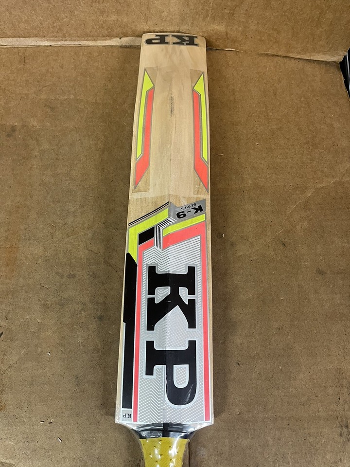 Bailey KP Cricket Bat KP K-9 85 cm Long S20 | eBay