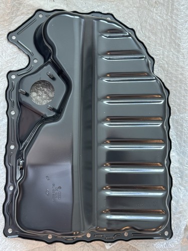 New OEM Volkswagen (VW) Tiguan Engine Oil Pan (Lower) 06J-103-600-AF ...