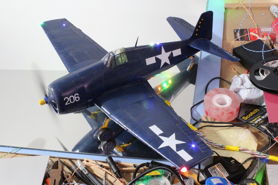 F6F-5 Hellcat 1/24 Airfix A19004 new sealed box with electric motor ...
