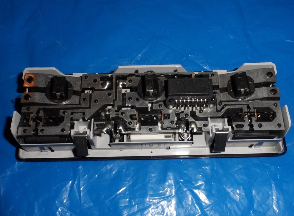 BMW e46 e53 e63 e64 e83 e85 e86 Interior Light - Front | eBay