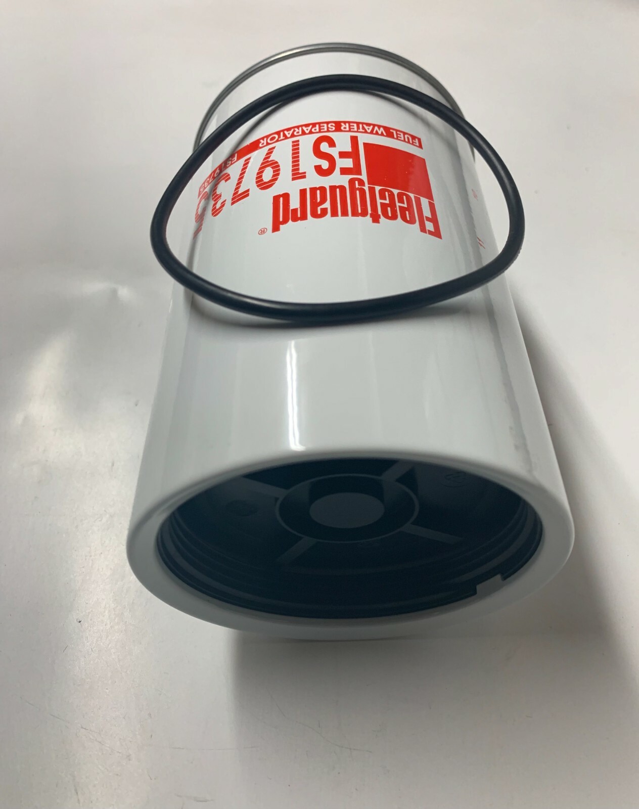 Fleetguard Fuel Filter FS19735 for sale online | eBay