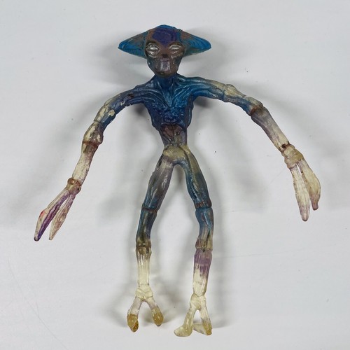 Independence Day ID4 Alien Being Bendy Action Figure Small Interior ...