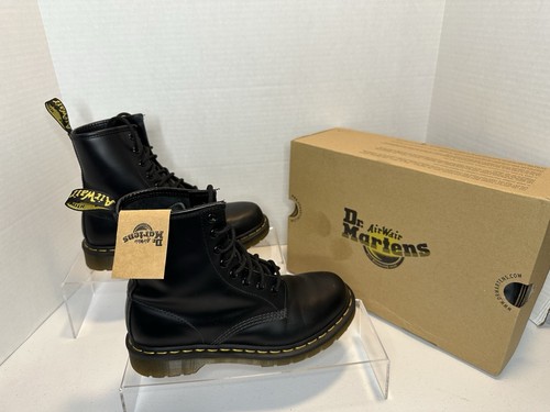 Dr. Martens Women’s Black Boots Model 1460W Size 8 Slight Scuffing Air ...