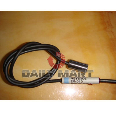 KEYENCE EM-010 PROXIMITY SWITCH SENSOR MAIN UNIT SHIELDED TYPE M10 NPN ...