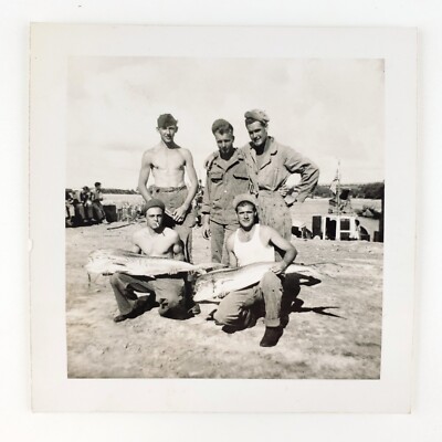 Shirtless Soldiers Holding Fish Photo 1940s Oahu Hawaii Army Men ...