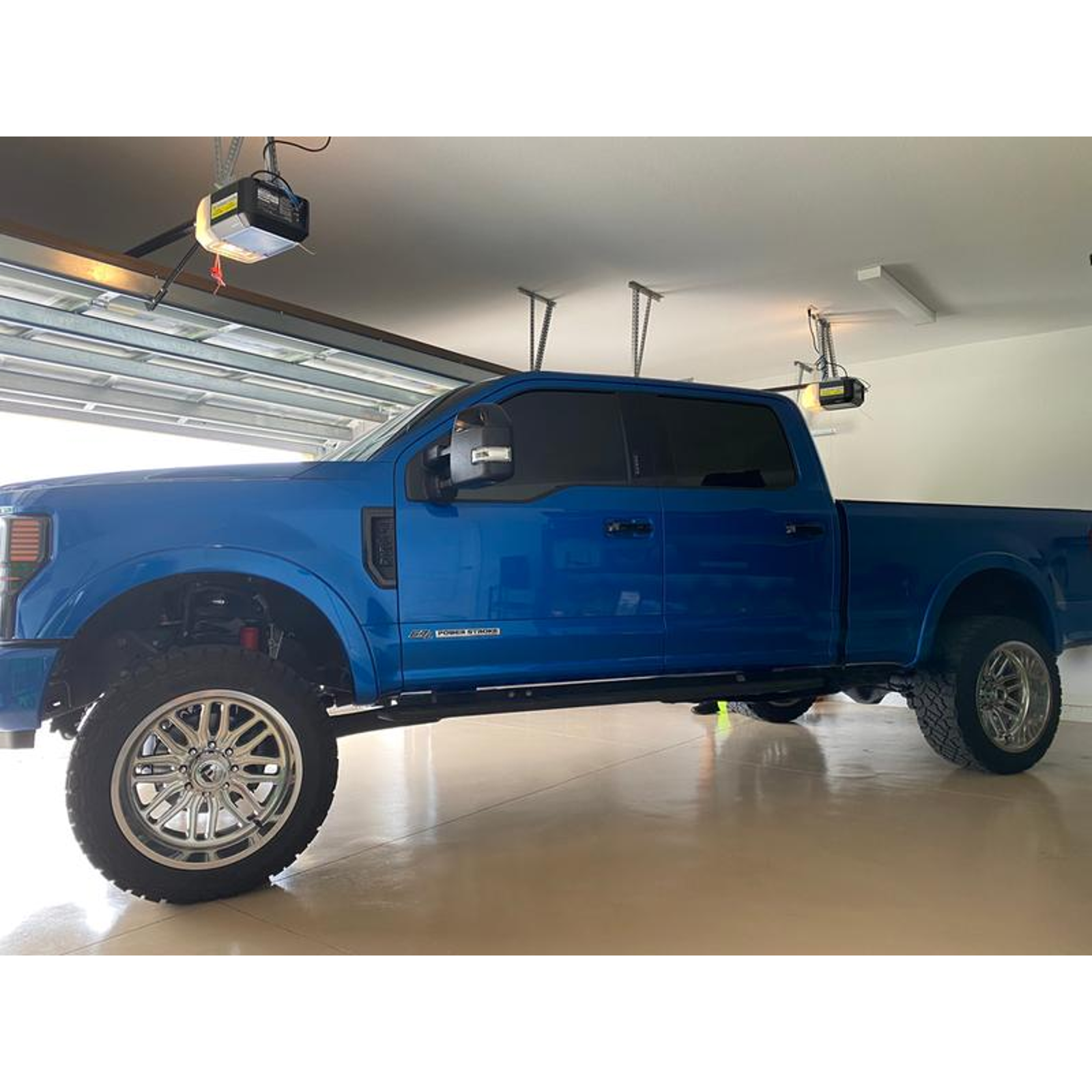 ReadyLIFT 2.5" Front Leveling Kit + Track Bar Relocate 2011-2022 Ford ...