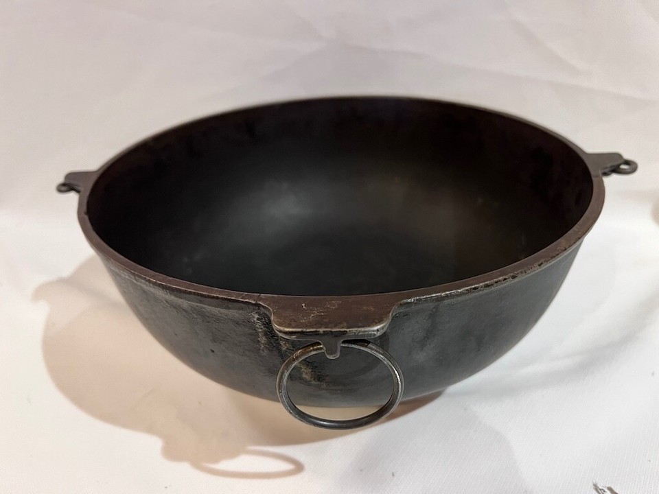 GRISWOLD #3 ERIE 781B SCOTCH BOWL WITH HANDLE AND RING | eBay