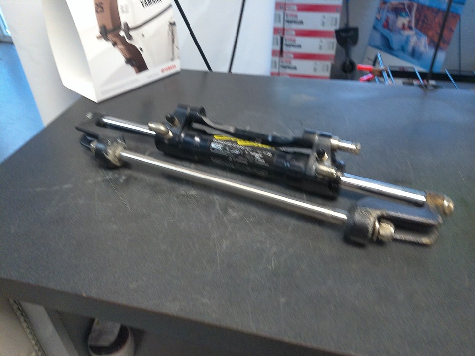 SEASTAR HC5358 HYDRAULIC FRONT MOUNT STEERING CYLINDER ASSY | eBay