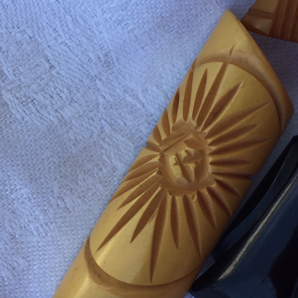 1940's Bakelite Carved Tootsie Roll Bar Pin Pins Butterscotch Black ...