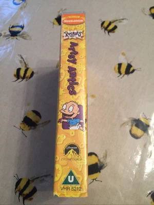 RUGRATS - VHS VIDEO - ARTSY ANTICS - | Grelly UK