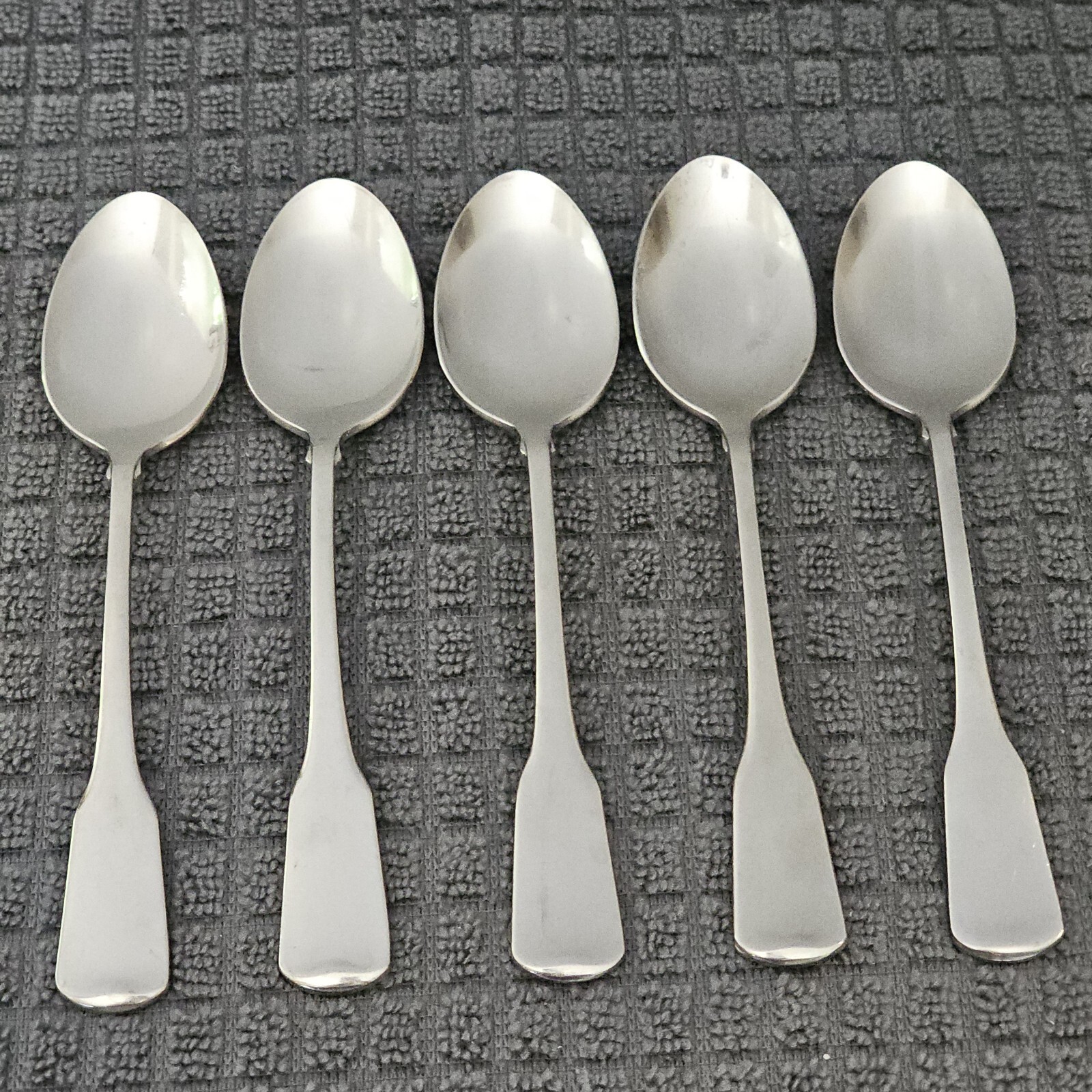 Oneida AMERICAN COLONIAL Teaspoons Set Of 5 STAINLESS Flatware Cube | eBay