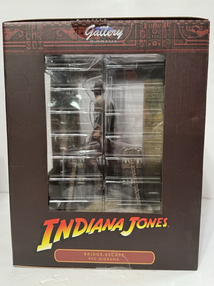 Indiana Jones Bridge Escape PVC Diorama Diamond Select Toys Gentle ...