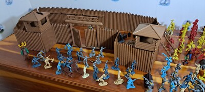 Fort Apache and Disney Alamo sets combined. Late 50's/early 60's | eBay