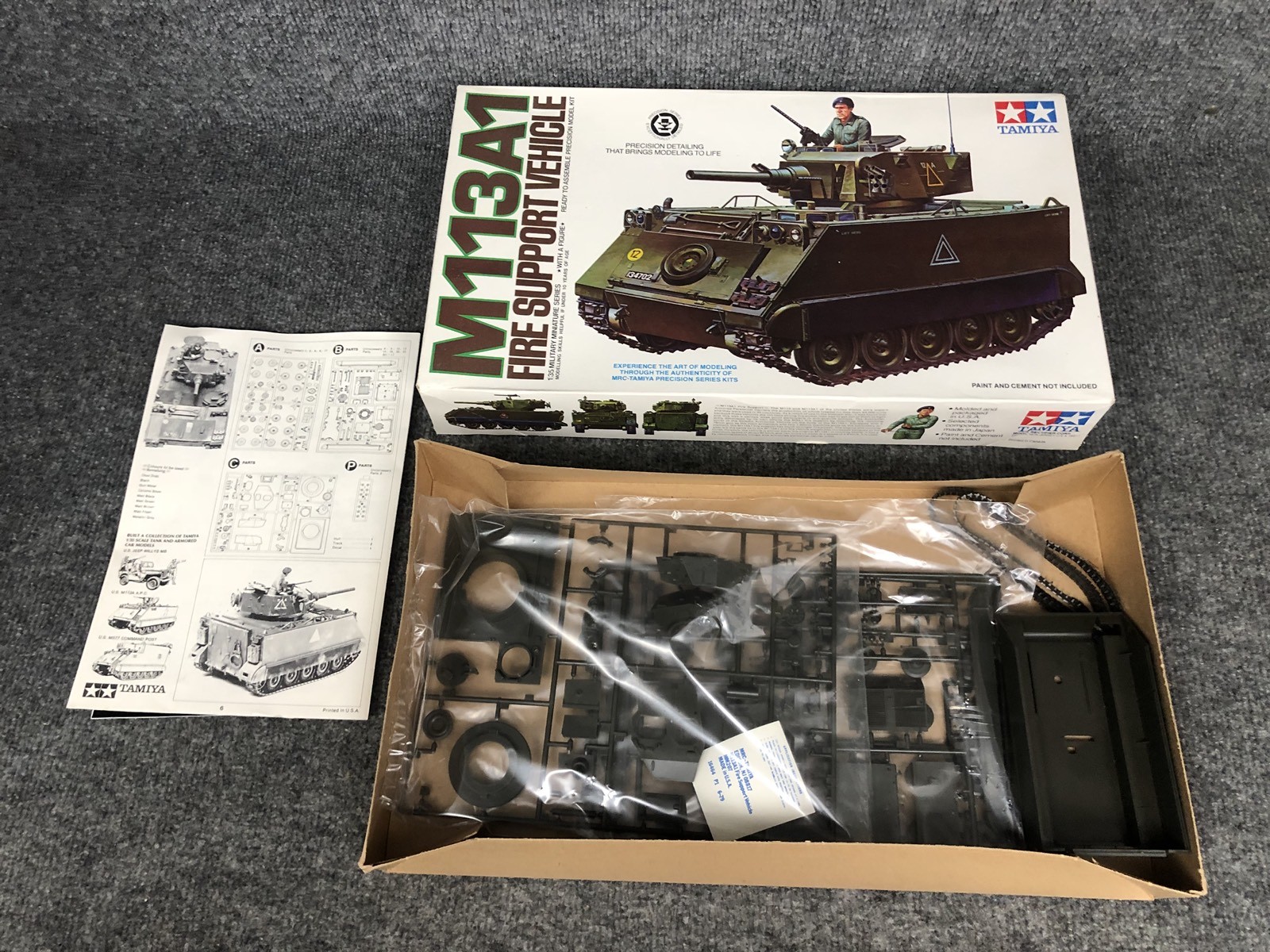 Tamiya U.S. Armoured S.P. Mortar & M113A1 Fire Support Vehicle Model 1: ...
