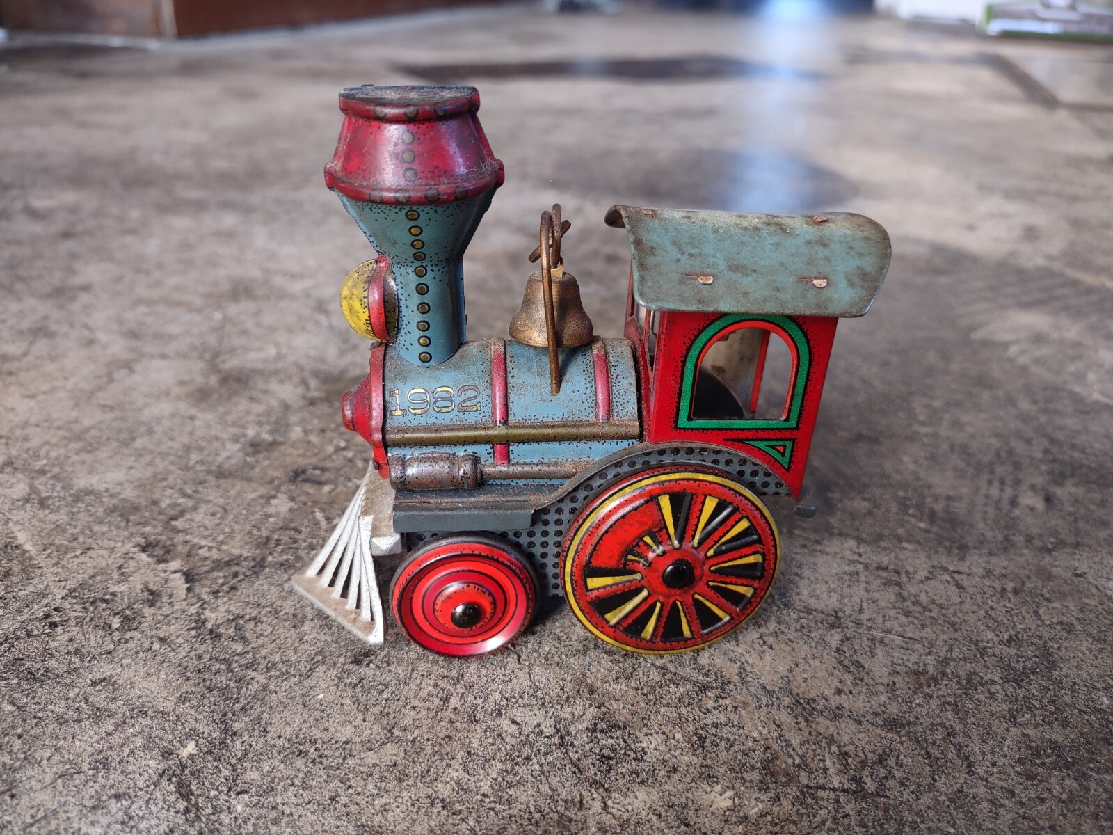 Hallmark Ornament TIN LOCOMOTIVE Pressed Tin Train Engine 1st in Series ...