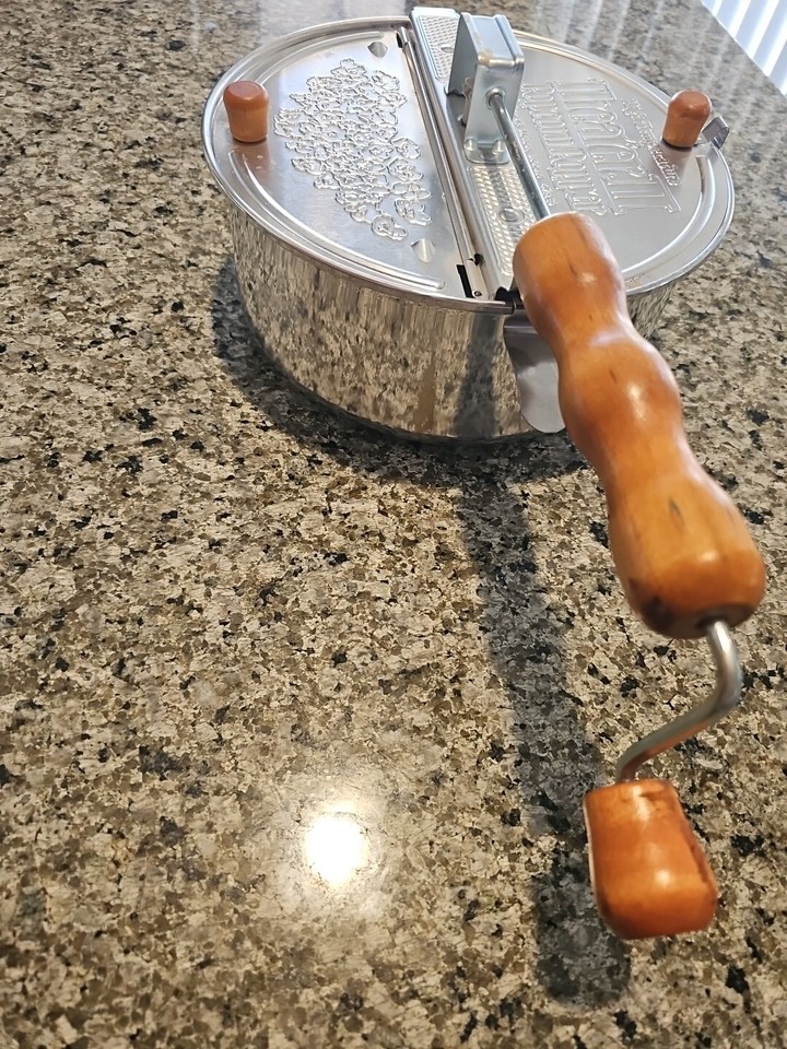 High Temperature Theater II Popcorn Popper Aluminum Stovetop Pot Hand ...