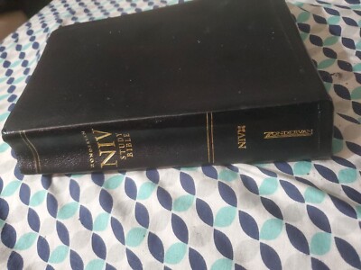 Niv Study Bible Black Bnd by Zondervan Staff (Leather, Revised edition ...